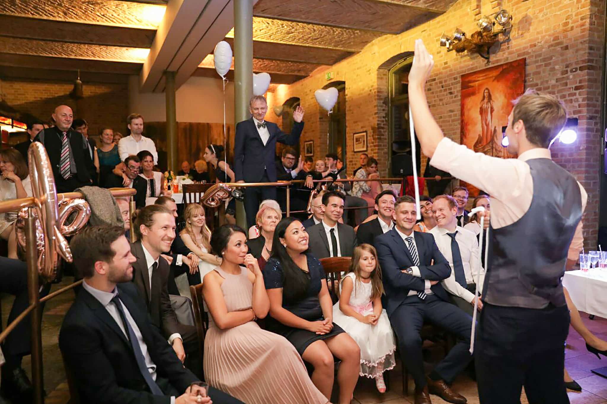 What types of real world magicians are there?